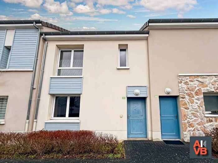 Maison à vendre - Chanteloup-en-Brie - 4 pièces - 3 chambres