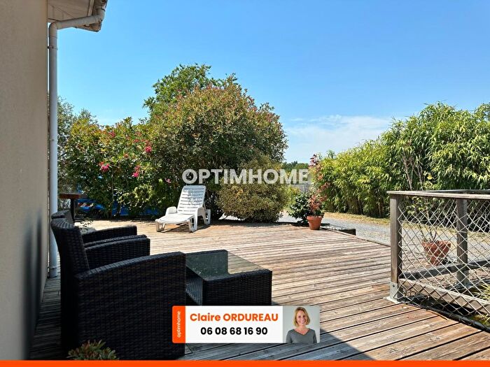 Maison 9 pièces à vendre à Créon