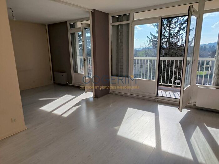 Appartement à louer - Ouilly les Rousses-Chervinges, Gleizé - 2 pièces - 1 chambre