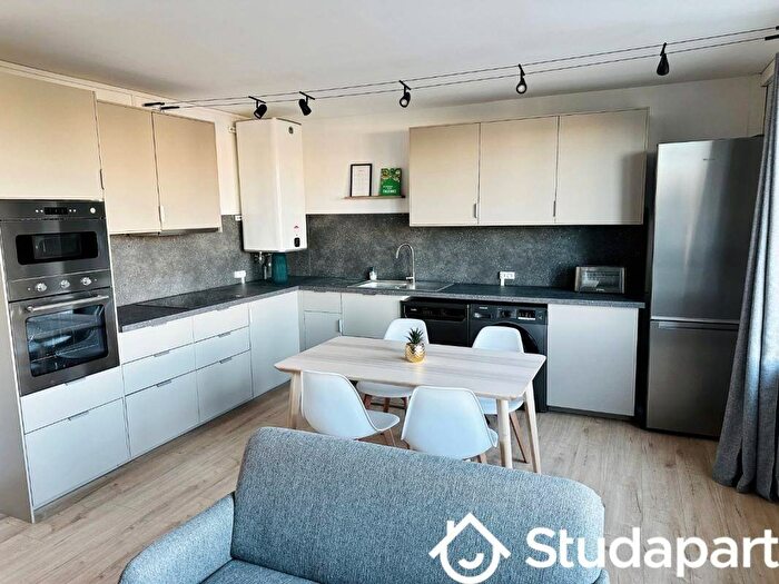 Appartement à louer - Bordeaux Sud - 1 pièce - 4 chambres