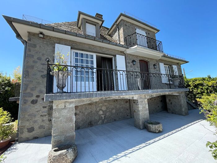 Maison à vendre - Aurillac, Stade, Alouettes, Massigoux - 7 pièces - 5 chambres