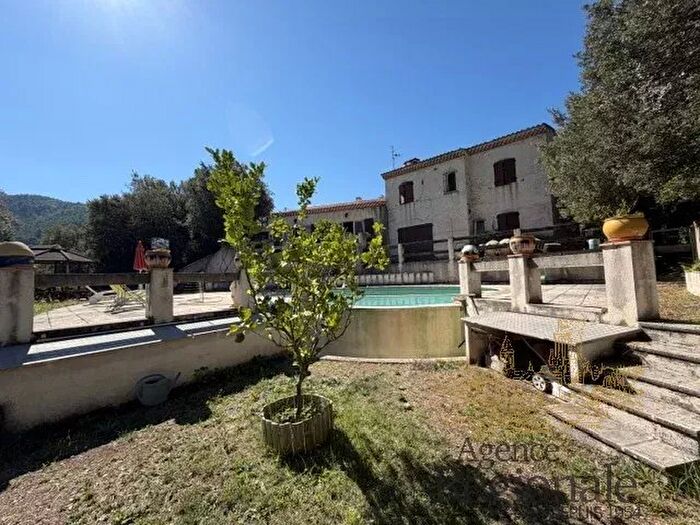 Maison 9 pièces à vendre à Peille