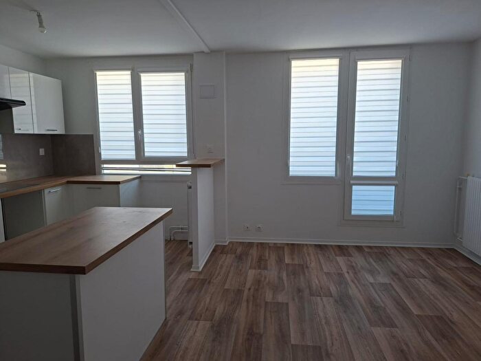 Trappes, Centre-ville, Jaurès, Gare : Appartement 5 pièces à vendre