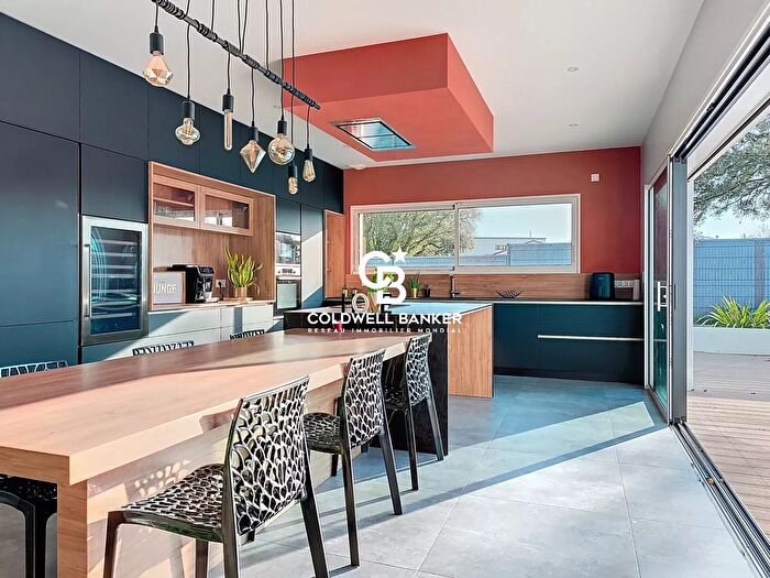 Maison à vendre - Talmont-Saint-Hilaire - 5 pièces - 3 chambres