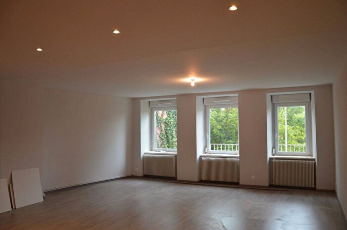 Maisons à vendre et appartements à louer - 3