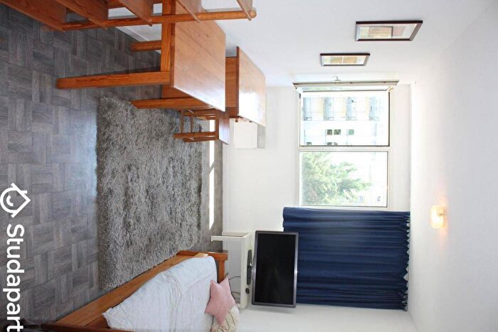 Appartement à louer - Berriat-Ampere, Grenoble - 1 pièce