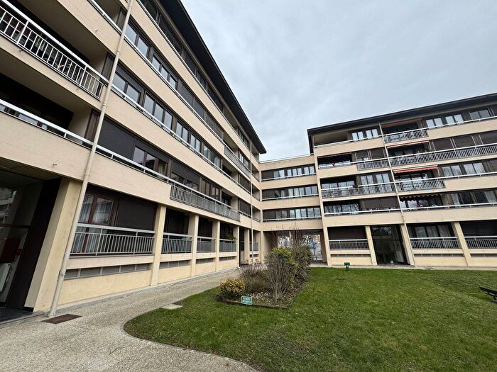 Appartement 2 pièces à Reims, à louer
