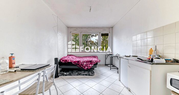 Appartement à vendre - Sainte-Foy-lès-Lyon, Centre-ville - 1 pièce