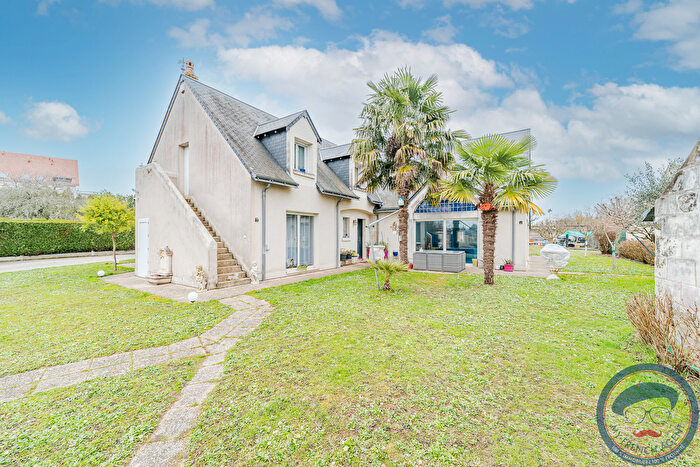 Maison à vendre - Tours, Sainte-Radegonde, IUT - 6 pièces - 4 chambres