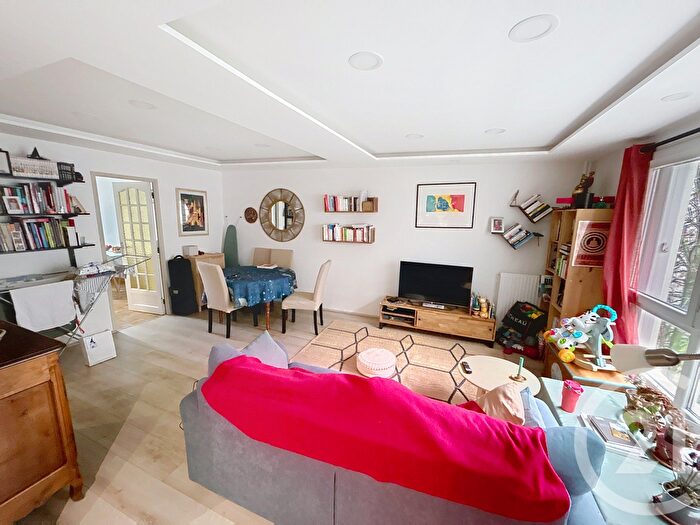 Appartement à vendre - Saint-Denis, Delaunay, Belleville - 4 pièces - 3 chambres