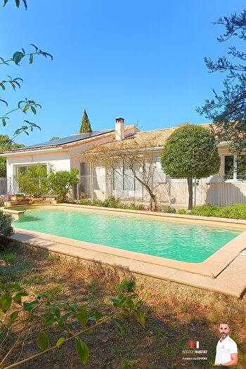 Maison à vendre - Aigues-Vives - 6 pièces - 5 chambres