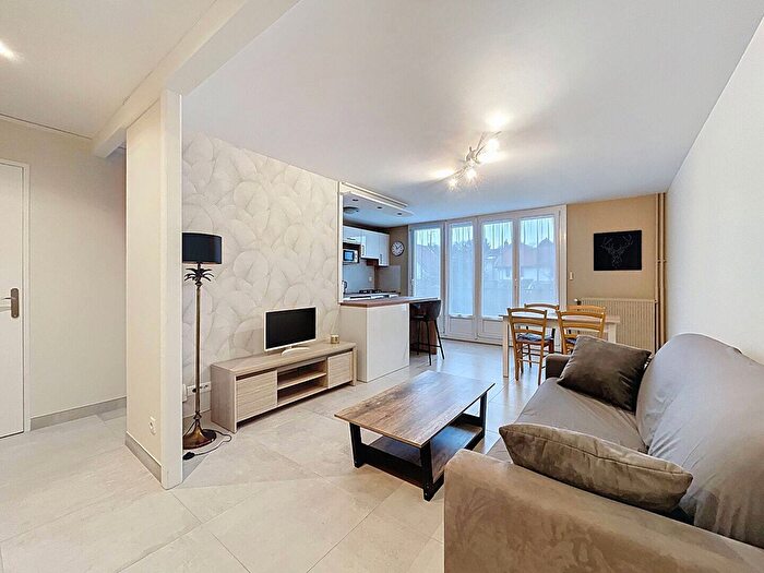 Appartement à louer - Champmaillot, Dijon - 3 pièces - 2 chambres