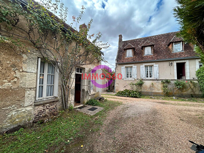 Villiers-sur-Loir : Maison 8 pièces à vendre