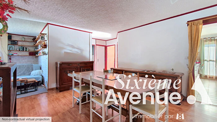 Appartement 5 pièces à vendre - Saint-Priest, Revaison