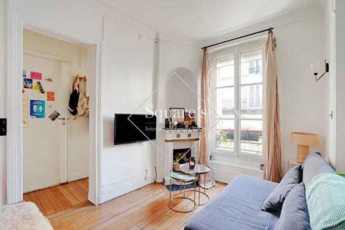 Appartement à vendre - Paris e , Porte de Clichy - 3 pièces - 2 chambres