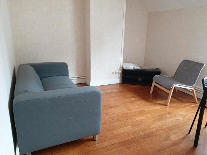 Appartement à louer - Le Creusot, Nord Ouest - 4 pièces - 3 chambres