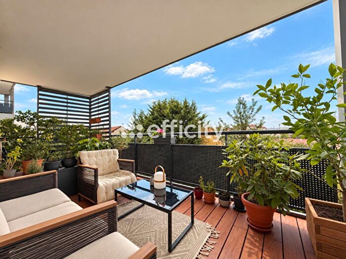 Appartement 3 pièces à vendre - Vénissieux, Gabriel Peri