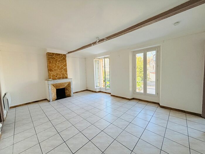 Appartement à louer - Marseille e , Saint-Barthélémy - 1 pièce