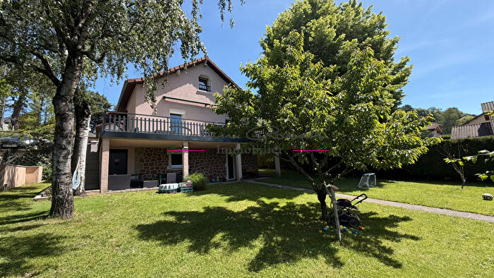Maison 6 pièces à Bourg-de-Thizy, à vendre