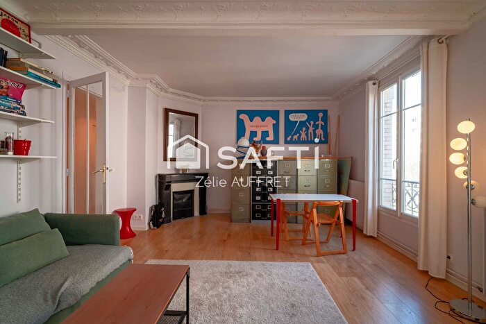 Appartement à vendre - Paris e , Mouzaia - 2 pièces - 1 chambre