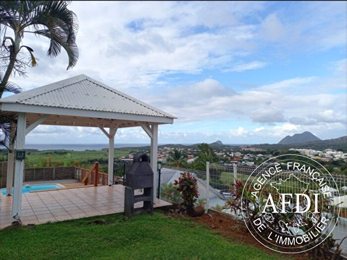 Maison à vendre - Rivière-Salée - 6 pièces - 5 chambres