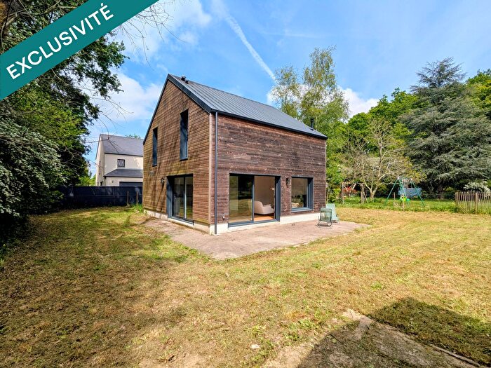 Maison à vendre - La Chapelle-sur-Erdre, Centre-ville, Gare, Chêne Vert - 5 pièces - 3 chambres