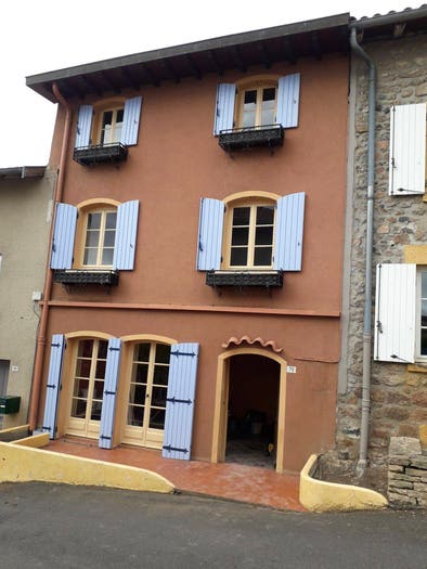 Maison 4 pièces à louer à Brullioles