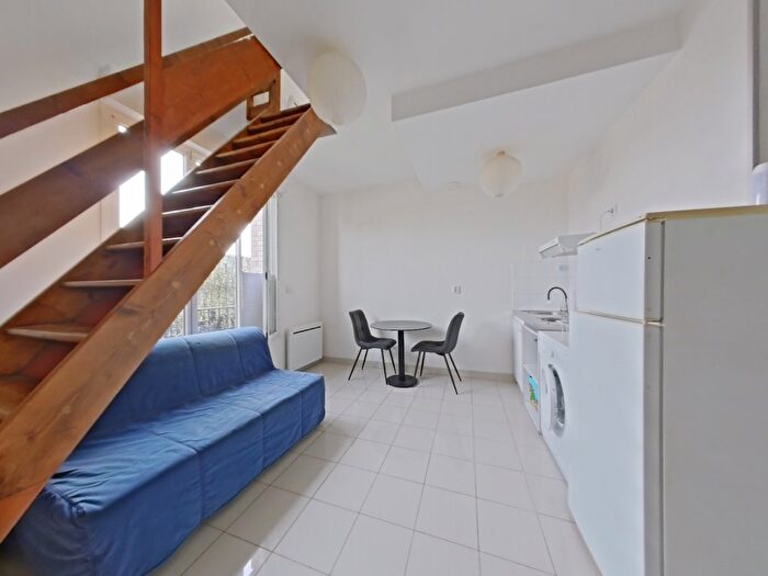 Ivry-sur-Seine, Monmousseau, Verollot : Appartement 2 pièces à louer