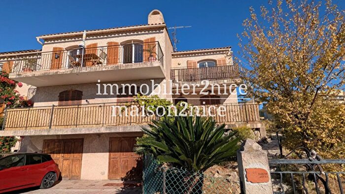 Appartement à vendre - Nice, Saint-Antoine - 3 pièces - 2 chambres