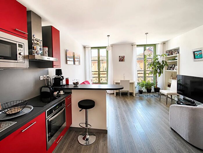Appartement 3 pièces à Nice, Médecin, à vendre