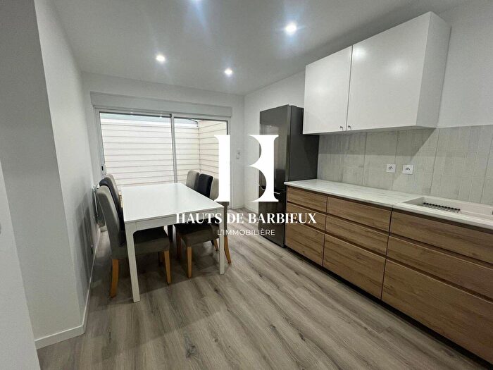 Maison à louer - Marquette-lez-Lille - 10 pièces - 8 chambres