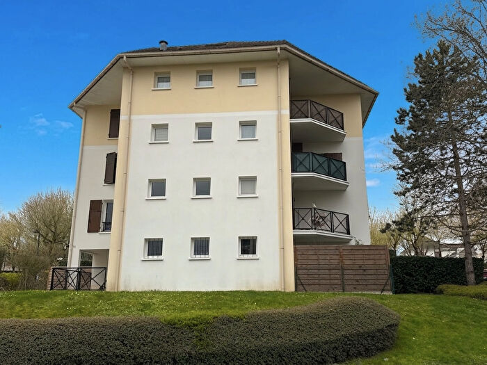 Appartement à vendre - Magny-le-Hongre - 3 pièces - 2 chambres