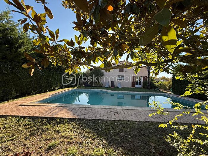 Maison 6 pièces à vendre à Pechbonnieu