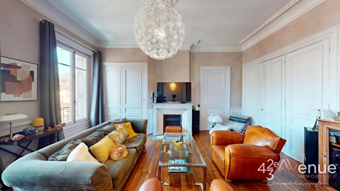 Appartement à vendre - Saint-Étienne, Tardy, Colline des Pères, Bizillon - 5 pièces - 3 chambres