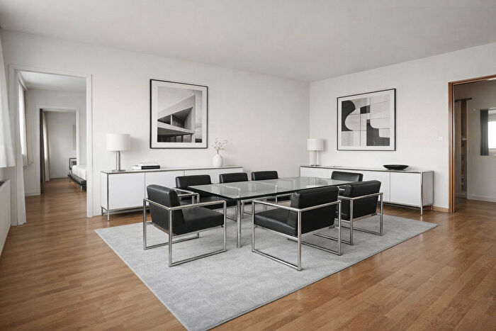 Appartement 5 pièces à Sèvres, Centre-ville, Cristallerie, Manufacture, Danton, à vendre
