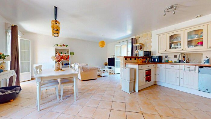 Maison à vendre - Bernes-sur-Oise - 5 pièces - 3 chambres