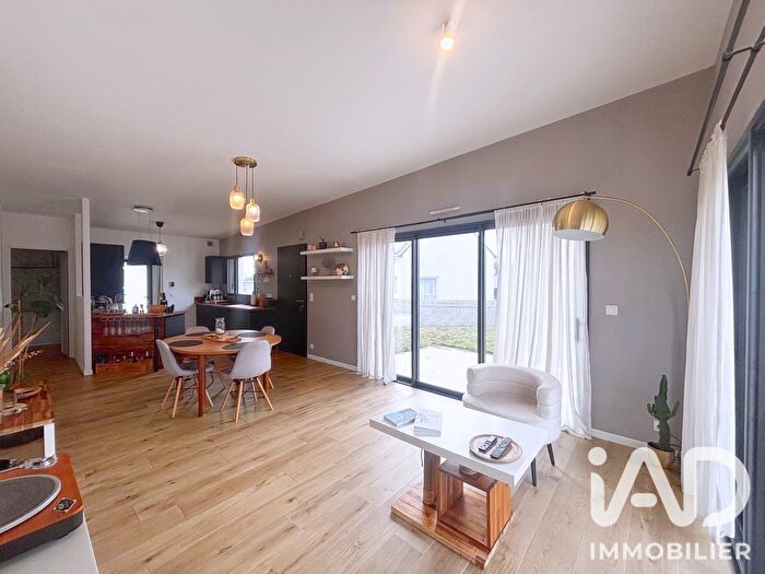 Maison 4 pièces à Tréméven, à vendre
