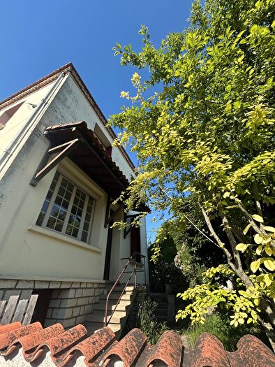 Maison 5 pièces à louer à Saintes