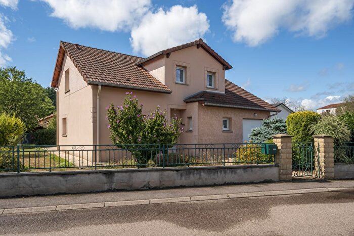 Maison 5 pièces à Thaon-les-Vosges, à vendre