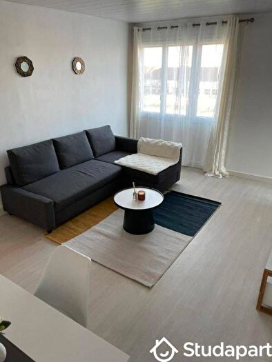 Salengro Jaures, Mantes-la-Ville - Appartement 1 pièce à louer