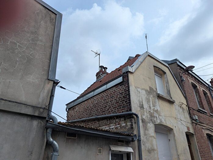 Maison 2 pièces à Saint-Quentin, Vermandois, à vendre