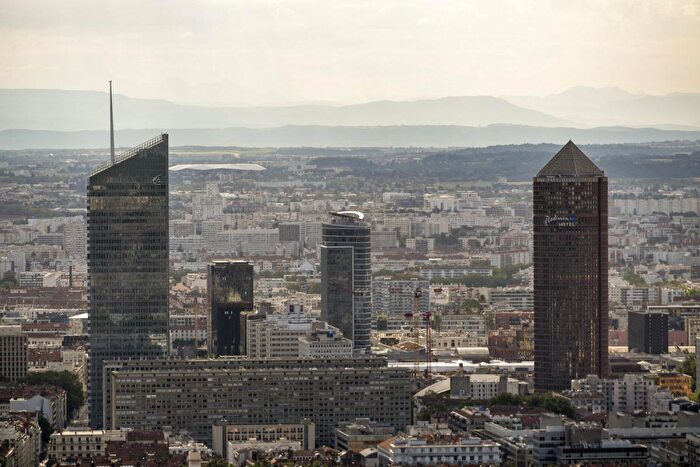 Appartement à vendre - Lyon e , Voltaire, Part Dieu - 4 pièces - 3 chambres