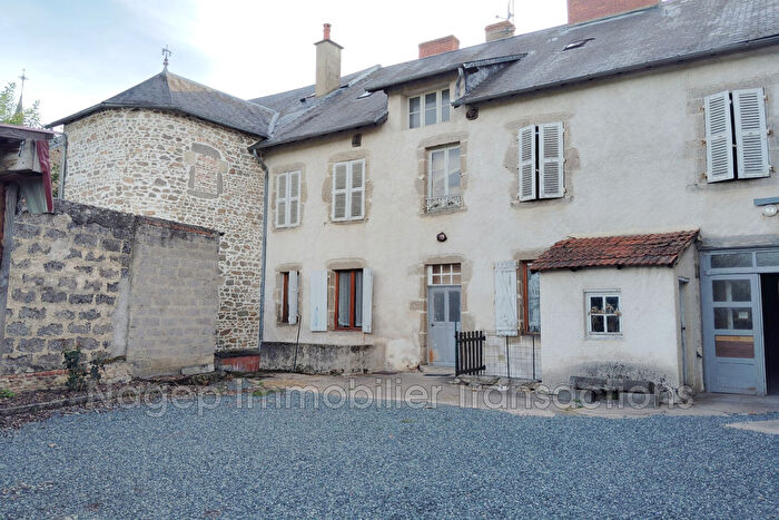Maison 8 pièces à vendre - Le Mayet-de-Montagne