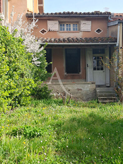 Maison à vendre - LIsle-Jourdain - 3 pièces - 2 chambres