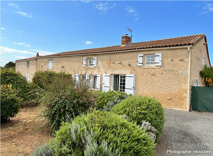 Pouillé : Maison 6 pièces à vendre