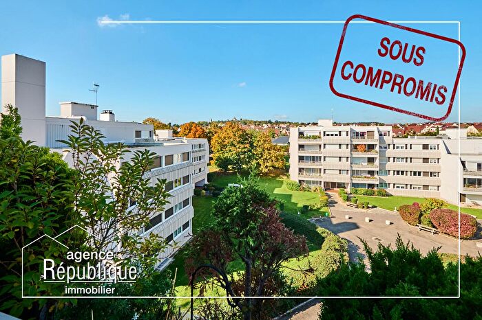 Appartement à vendre - Fontaine-lès-Dijon - 3 pièces - 2 chambres