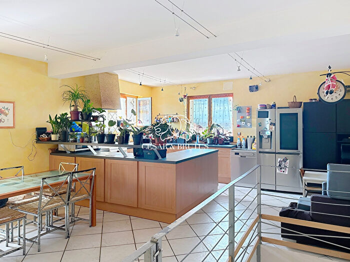 Maison à vendre - Saint-Jean-le-Vieux - 4 pièces - 3 chambres