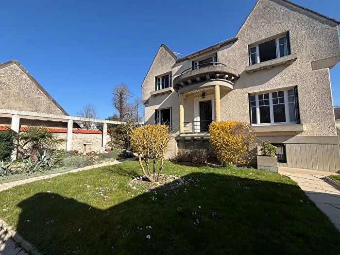 Maison à vendre - Blandy - 6 pièces - 4 chambres