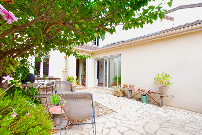 Maison à vendre - Nanterre, Mont Valérien - 5 pièces - 3 chambres