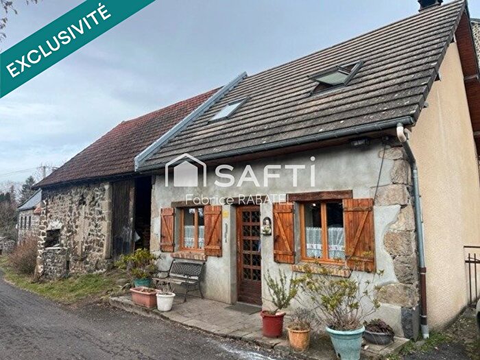 Maison à vendre - Ceyssat - 3 pièces - 2 chambres